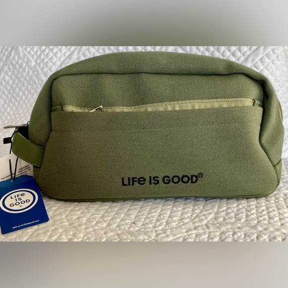 Life Is Good | Storage & Organization | Nwt Life Is Good Travel Dopp ...